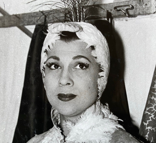 Taula Rodona: Qui era Paquita Ferrándiz? - Fundació Romea